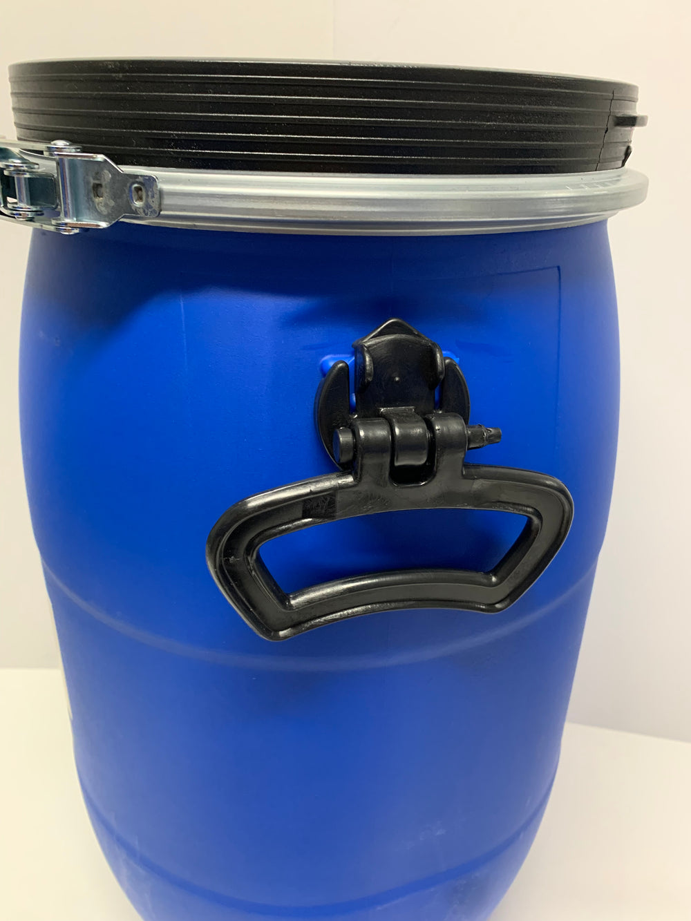 For Sale Sell 8 GALLON LIGHTWEIGHT BLACK COAT ALUMINUM GAS FUEL CELL ...